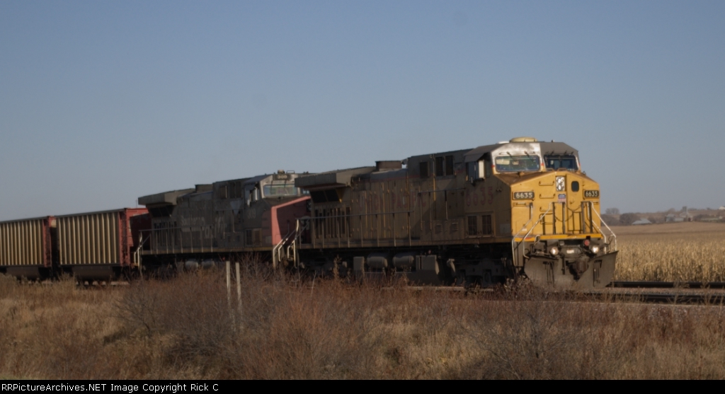 UP 6635 & SP 309